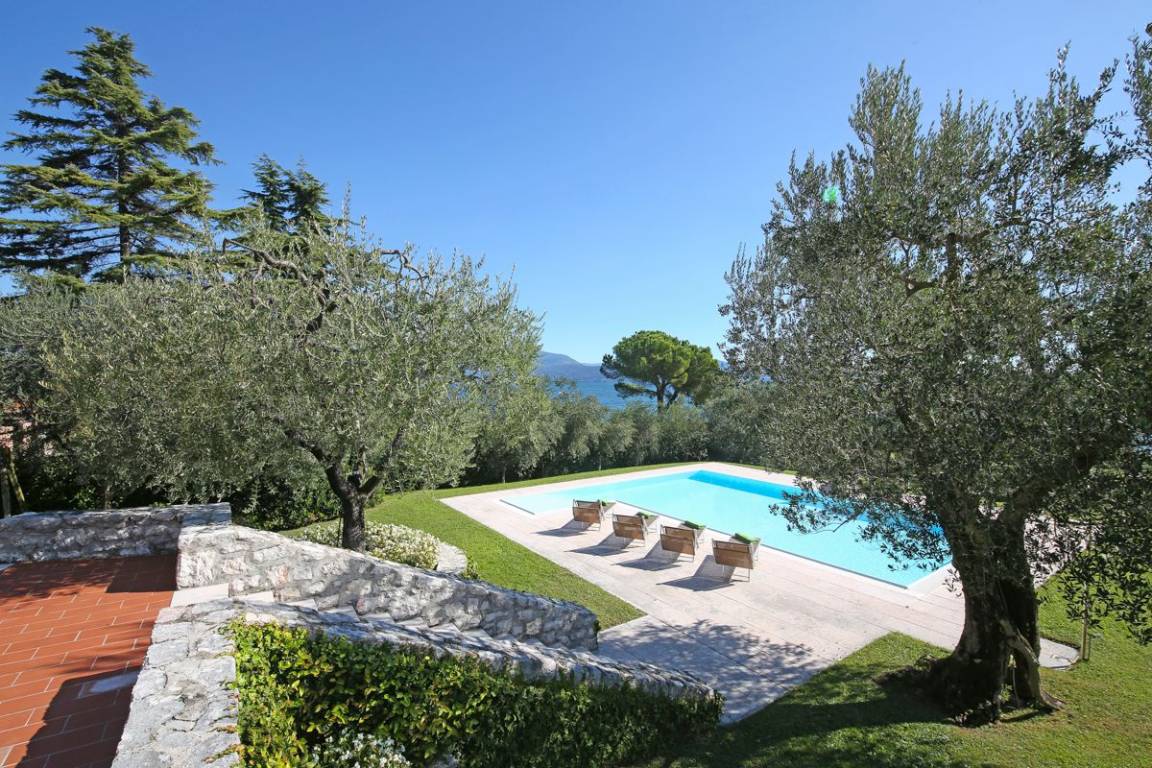 Villa ∙ 5 Schlafzimmer ∙ 13 Gäste - Moniga del Garda