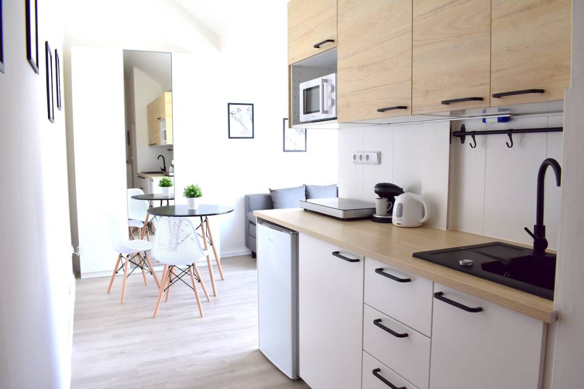 27 M² Apartamento ∙ 1 Quarto ∙ 3 Hóspedes - Praga