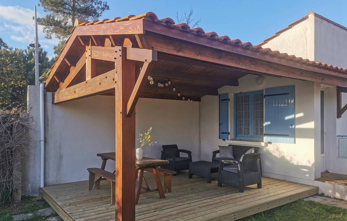 123 M² Ferienhaus ∙ 4 Schlafzimmer ∙ 8 Gäste - Angles