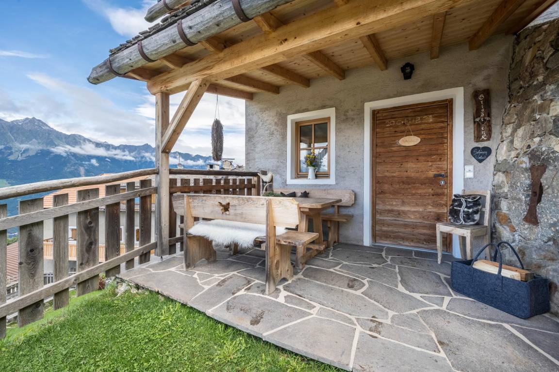 74 M² Ferienhaus ∙ 3 Schlafzimmer ∙ 6 Gäste - Partschins