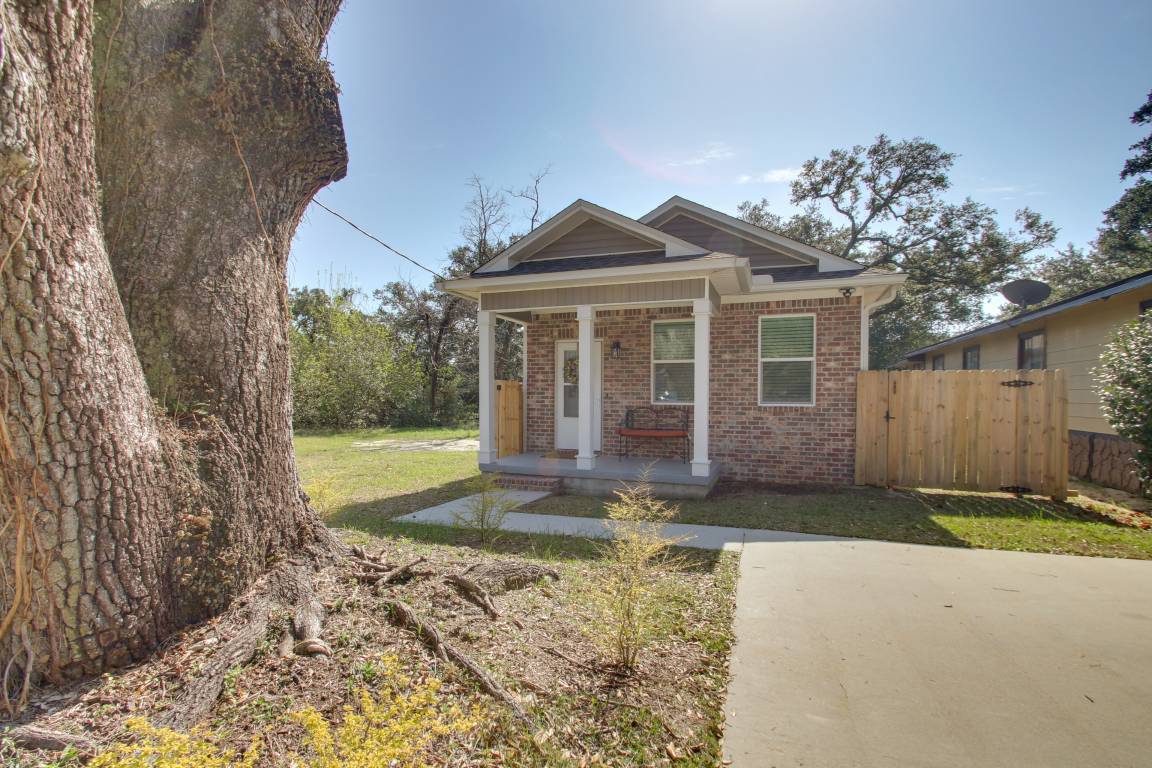 123 M² House ∙ 3 Bedrooms ∙ 6 Guests - Pensacola, FL
