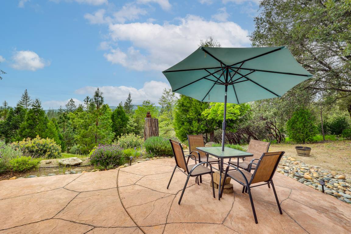 260 M² House ∙ 4 Bedrooms ∙ 14 Guests - Oakhurst, CA