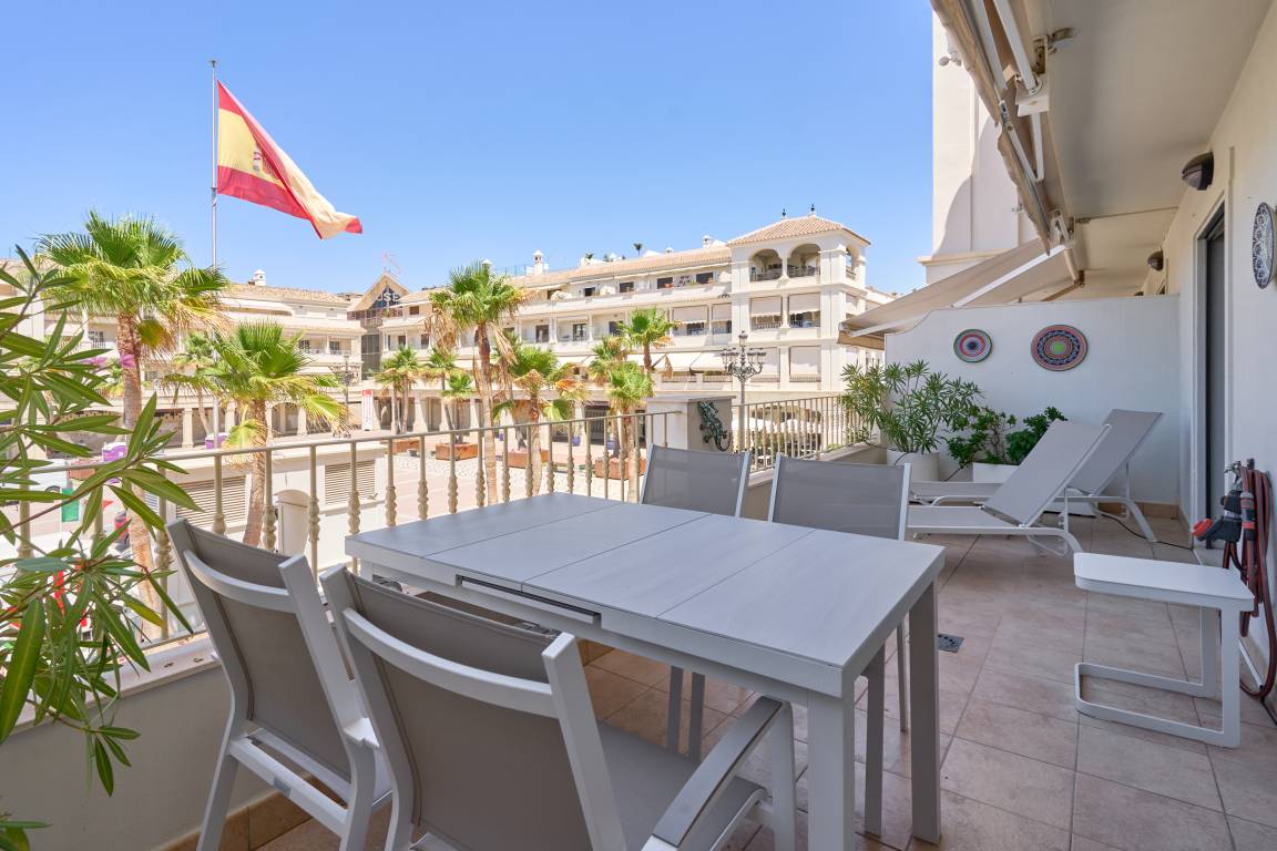 94 M² Apartamento ∙ 1 Habitación ∙ 2 Huéspedes - Nerja