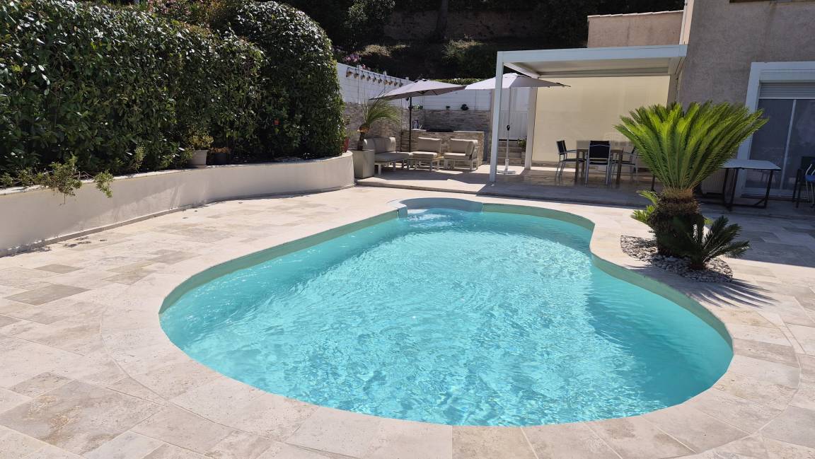 113 M² Villa ∙ 3 Chambres ∙ 6 Personnes - Valbonne