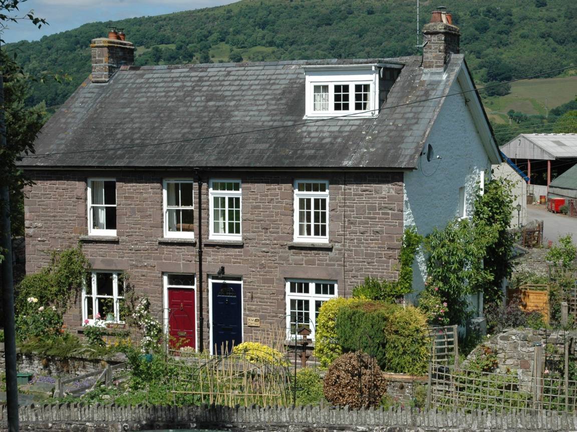 Cottage ∙ 3 Bedrooms ∙ 5 Guests - Brecon