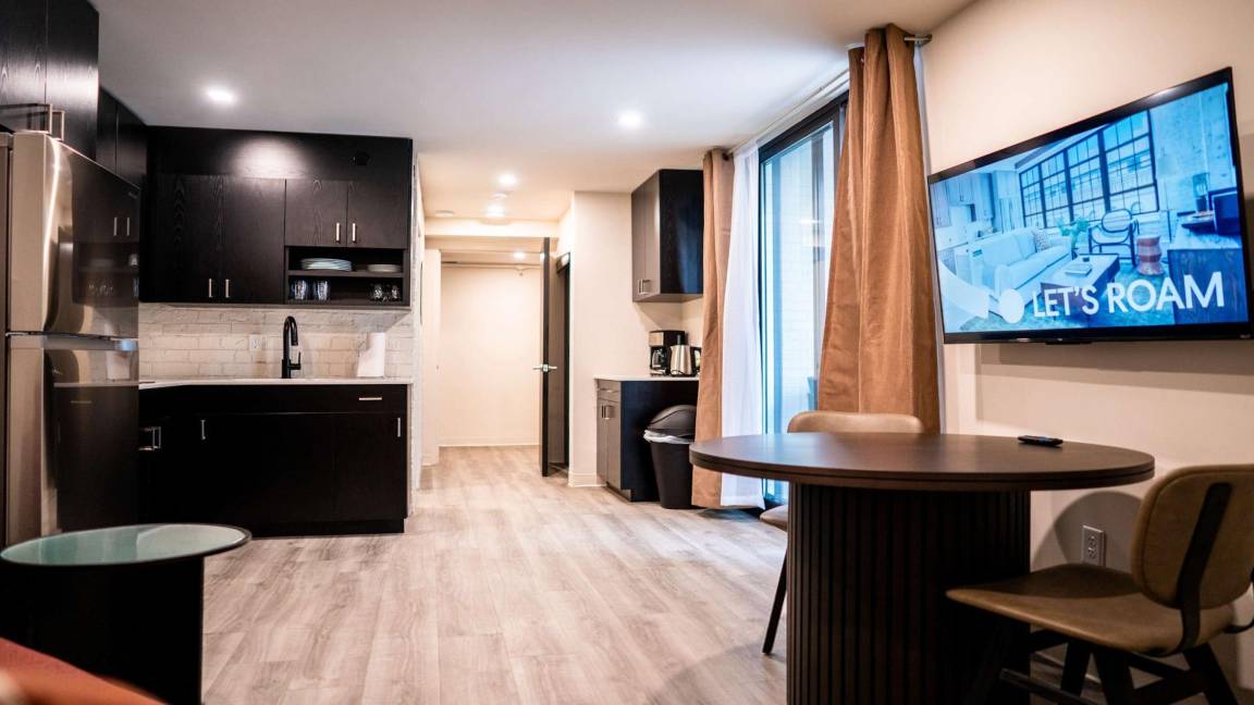 Apartment ∙ 1 Bedroom ∙ 4 Guests - Saint Paul, MN