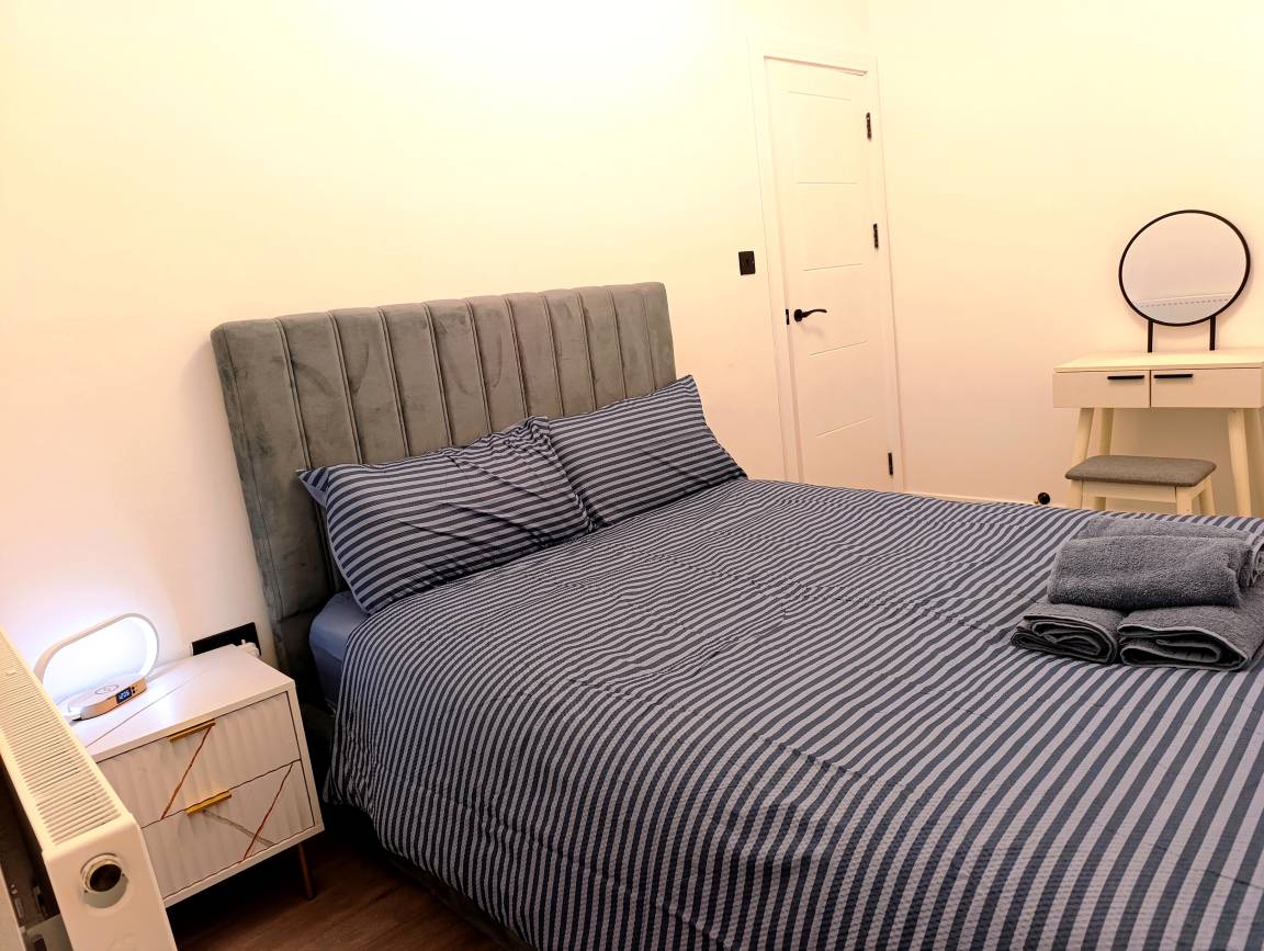 60 M² Apartment ∙ 1 Bedroom ∙ 2 Guests - Cardiff