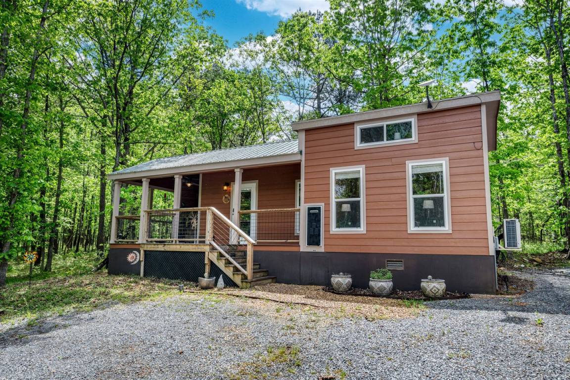 House ∙ 2 Bedrooms ∙ 4 Guests - Mentone, AL