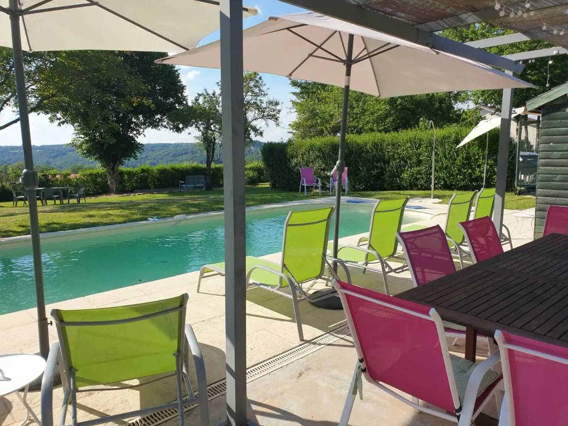 250 M² Maison De Vacances ∙ 5 Chambres ∙ 8 Personnes - Limousin