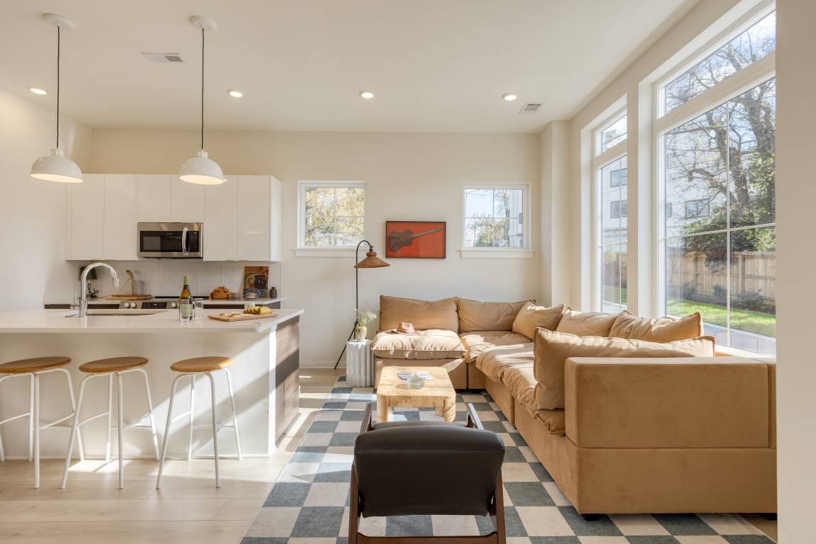 House ∙ 8 Bedrooms ∙ 16 Guests - Nashville, TN