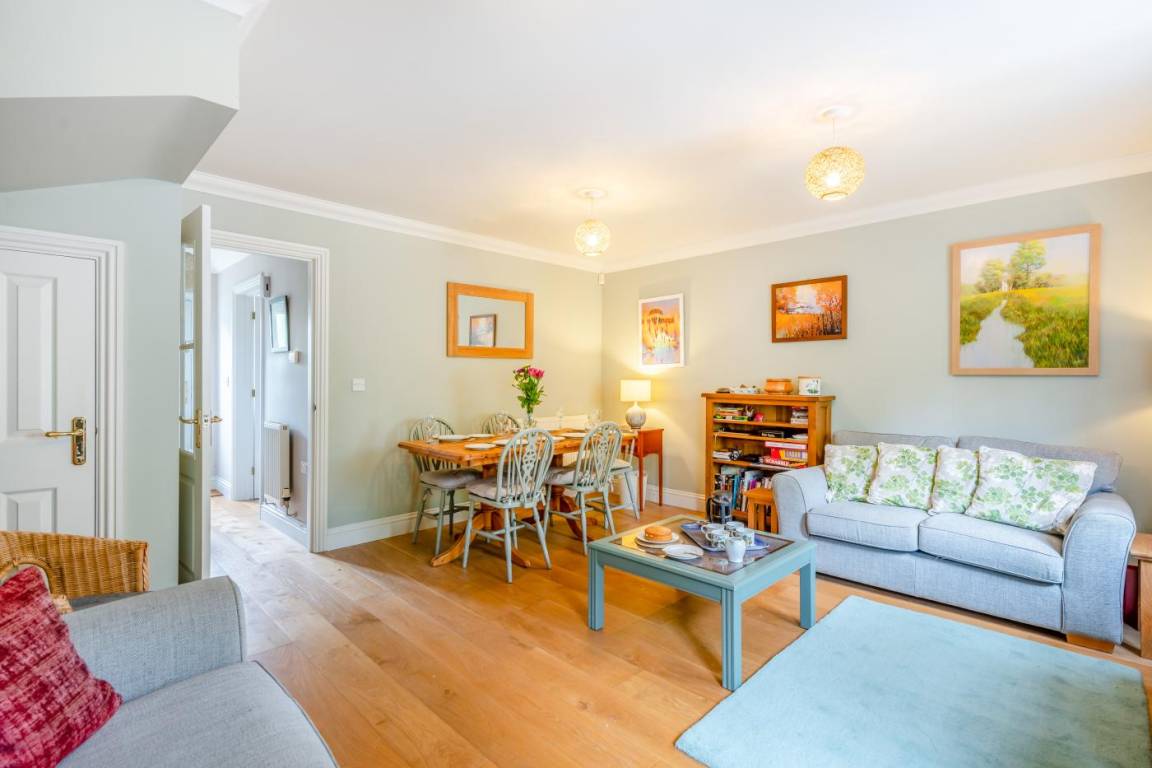 Cottage ∙ 3 Bedrooms ∙ 5 Guests - Kessingland