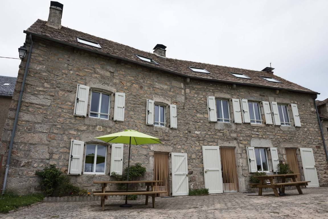 112 M² Gîte ∙ 3 Chambres ∙ 7 Personnes - Saint-Chély-d'Apcher