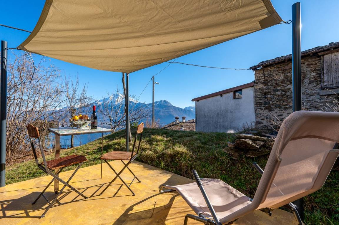90 M² Maison De Vacances ∙ 1 Chambre ∙ 4 Personnes - Domaso