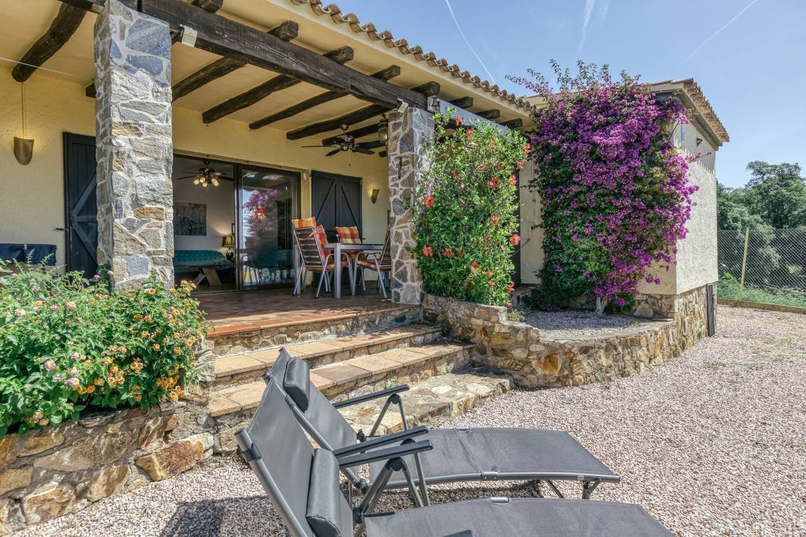 200 M² Maison De Campagne ∙ 3 Chambres ∙ 6 Personnes - Costa Brava