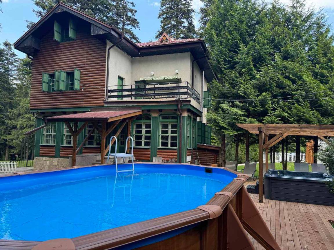200 M² Casa ∙ 5 Habitaciones ∙ 10 Huéspedes - Bulgaria
