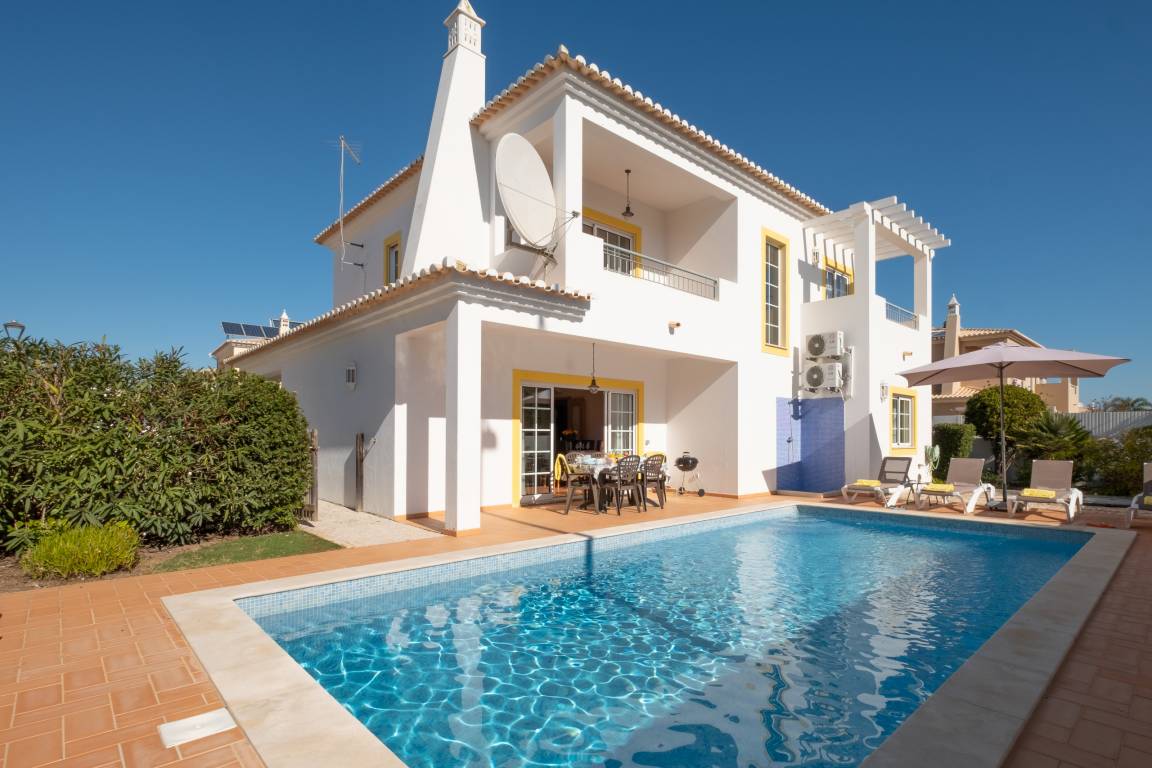 245 M² Villa ∙ 4 Habitaciones ∙ 8 Huéspedes - Lagos, Portugal