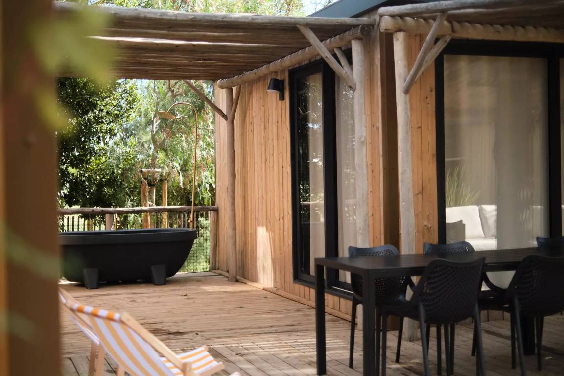 60 M² Caravan ∙ 4 Bedrooms ∙ 8 Guests - Agde