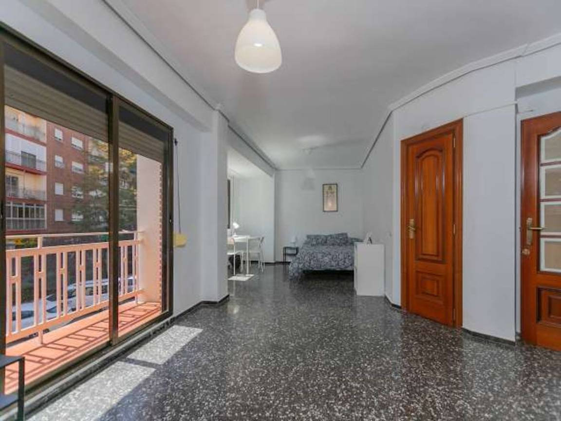 100 M² Private Room ∙ 1 Bedroom ∙ 2 Guests - Valencia