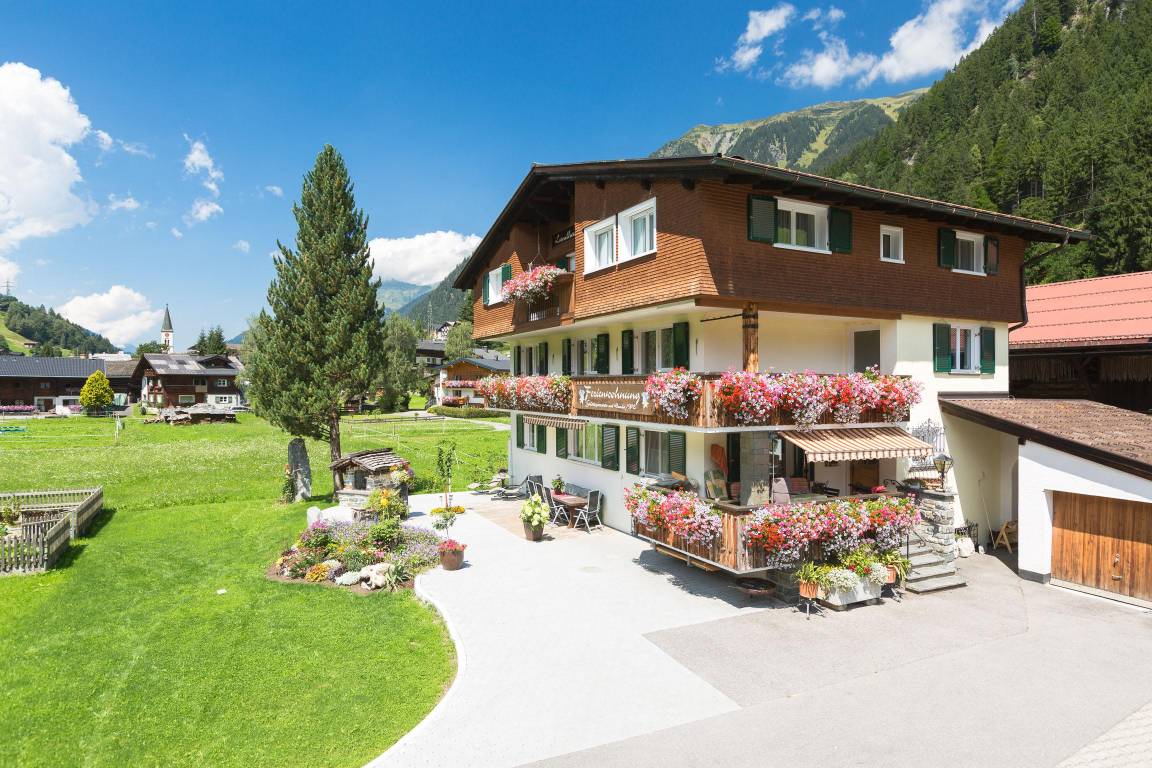 65 M² Ferienwohnung ∙ 2 Schlafzimmer ∙ 4 Gäste - Gaschurn