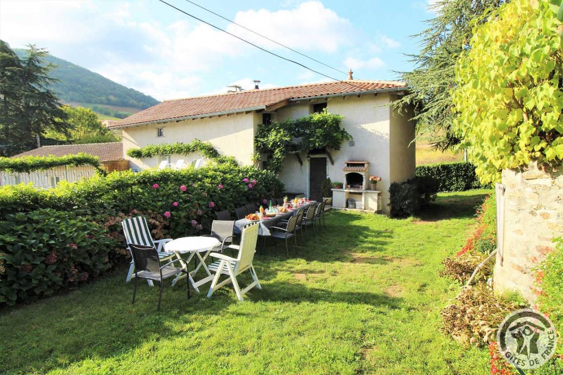 83 M² Gîte ∙ 2 Chambres ∙ 5 Personnes - Blacé