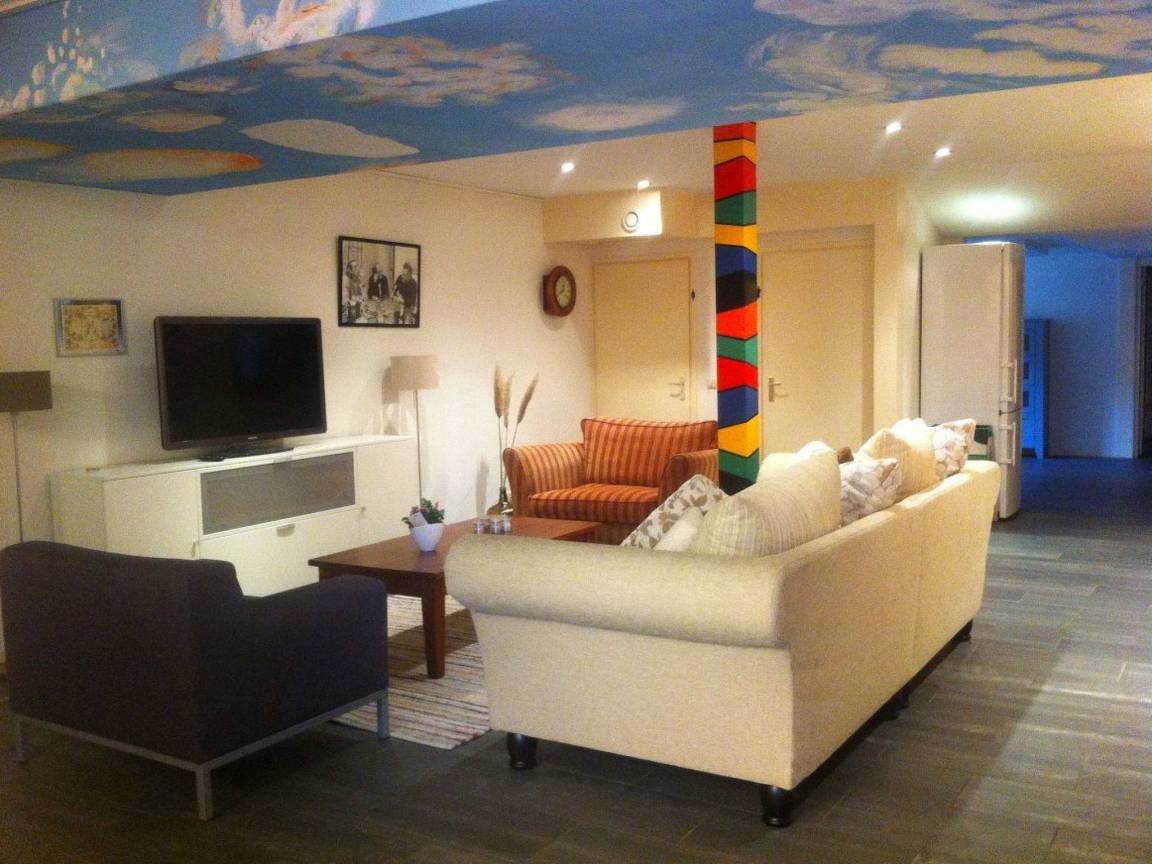 125 M² Apartment ∙ 2 Bedrooms ∙ 5 Guests - Wageningen