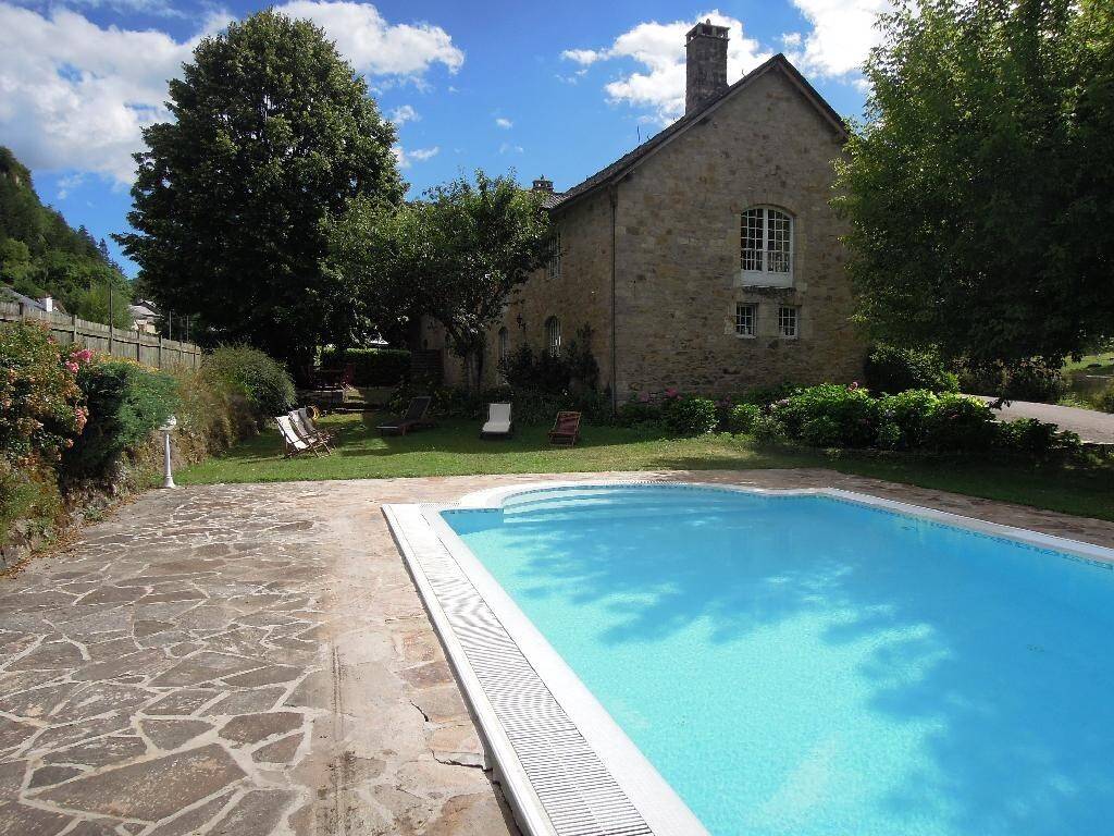 200 M² Maison De Vacances ∙ 4 Chambres ∙ 8 Personnes - Lozère