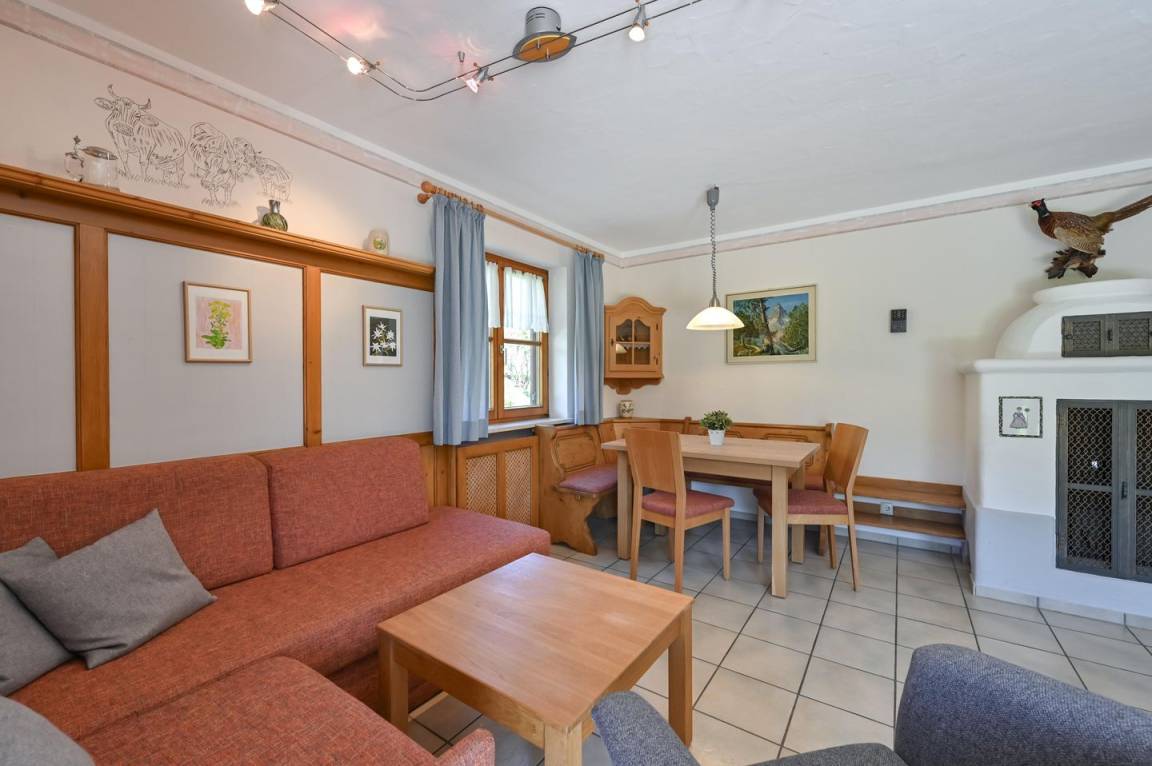 70 M² Ferienwohnung ∙ 2 Schlafzimmer ∙ 6 Gäste - Bolsterlang
