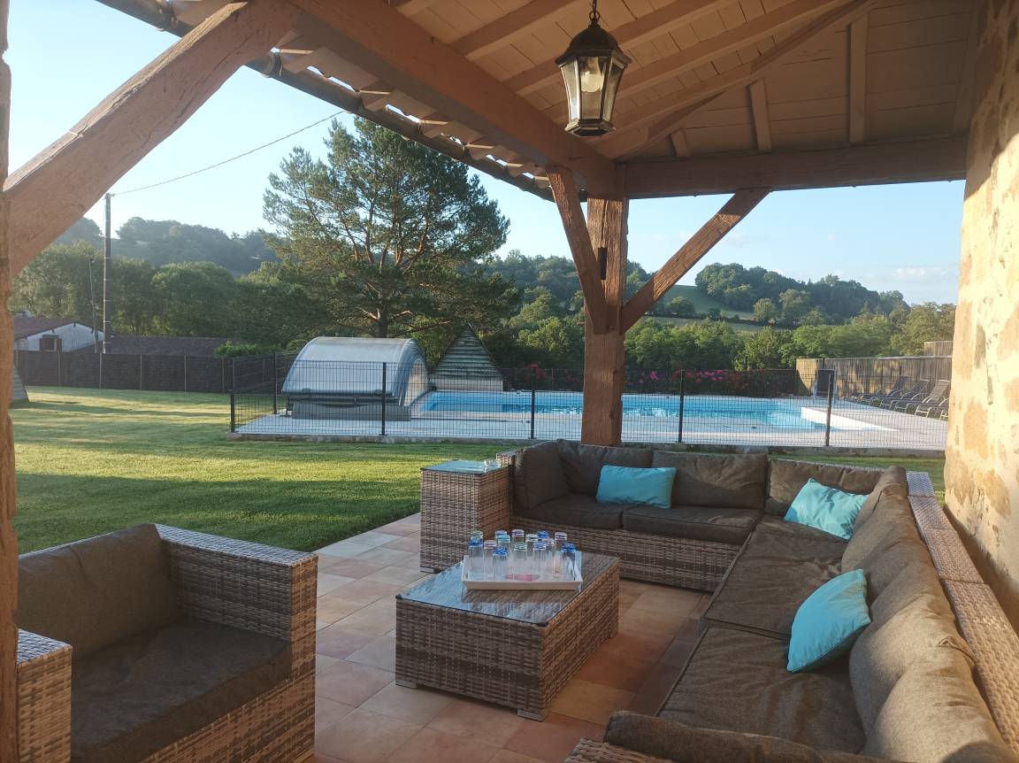 350 M² Gîte ∙ 9 Chambres ∙ 24 Personnes - Périgord