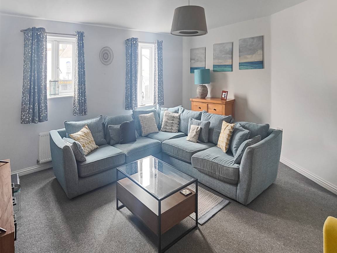 Cottage ∙ 4 Bedrooms ∙ 10 Guests - Porthcawl