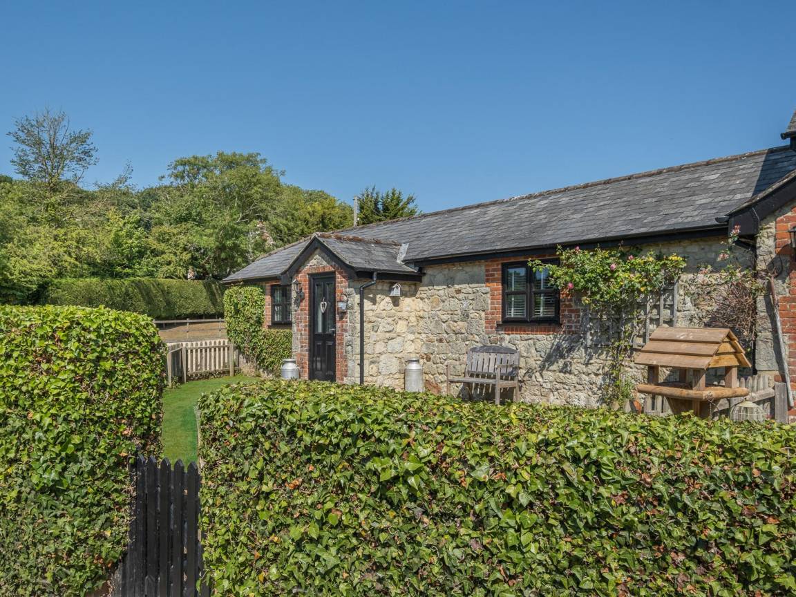 코티지 (자연 속의 작은 별장) ∙ 침실 2개 ∙ 게스트 3명 - 와이트 섬