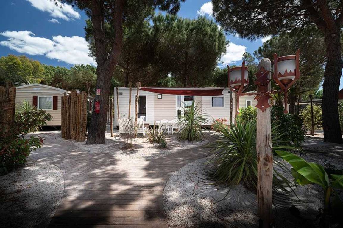 35 M² Campeggio ∙ 2 Camere Da Letto ∙ 5 Ospiti - Vias