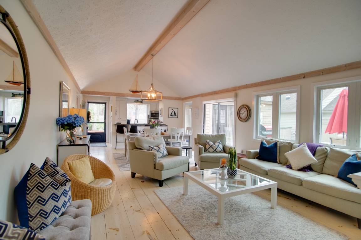 130 M² House ∙ 3 Bedrooms ∙ 6 Guests - Cape Cod, MA