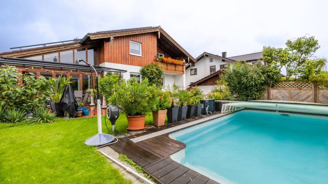 40 M² Ferienwohnung ∙ 1 Schlafzimmer ∙ 3 Gäste - Ebersberg