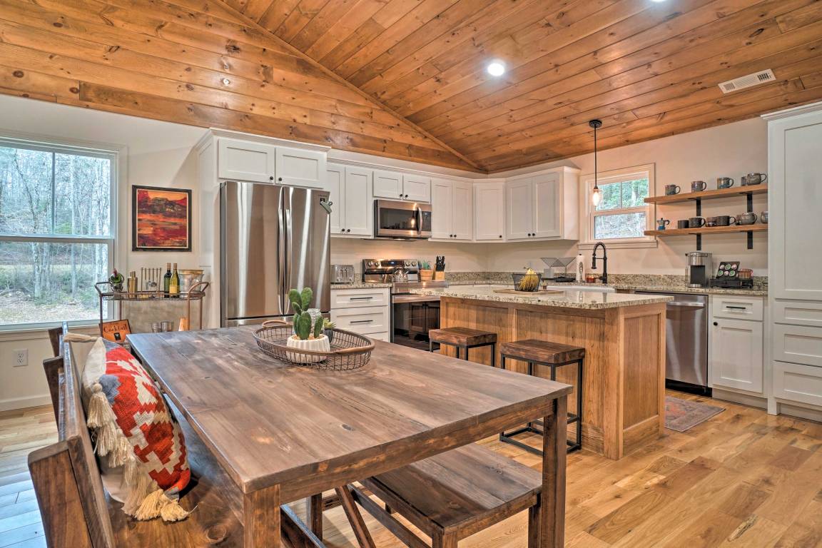 213 M² House ∙ 3 Bedrooms ∙ 8 Guests - Moccasin Creek State Park, Clarkesville