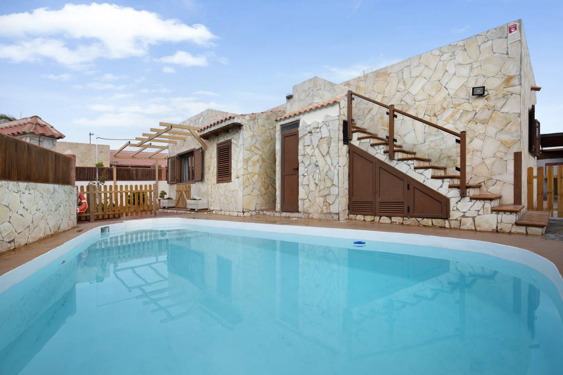 120 M² House ∙ 3 Bedrooms ∙ 6 Guests - Corralejo