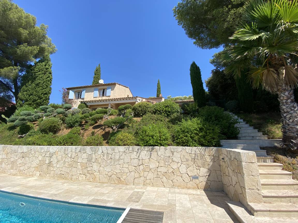 160 M² Villa ∙ 4 Bedrooms ∙ 8 Guests - La Croix-Valmer