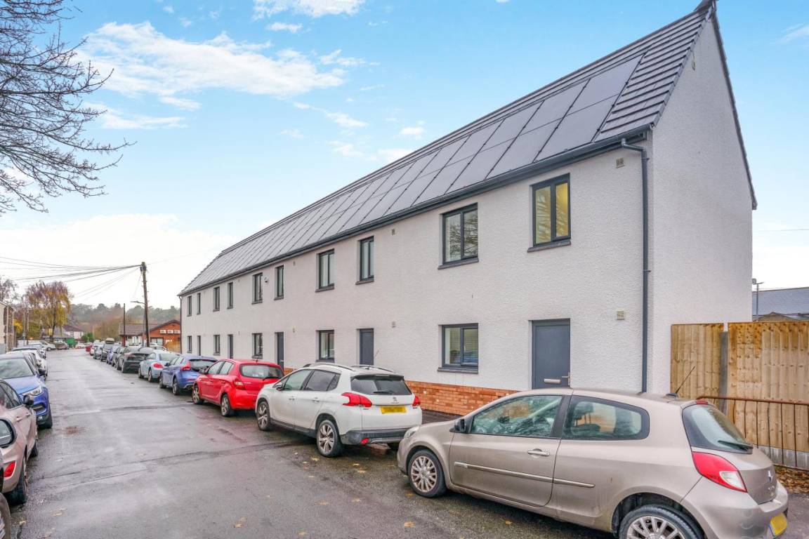 Cottage ∙ 3 Bedrooms ∙ 6 Guests - Newport