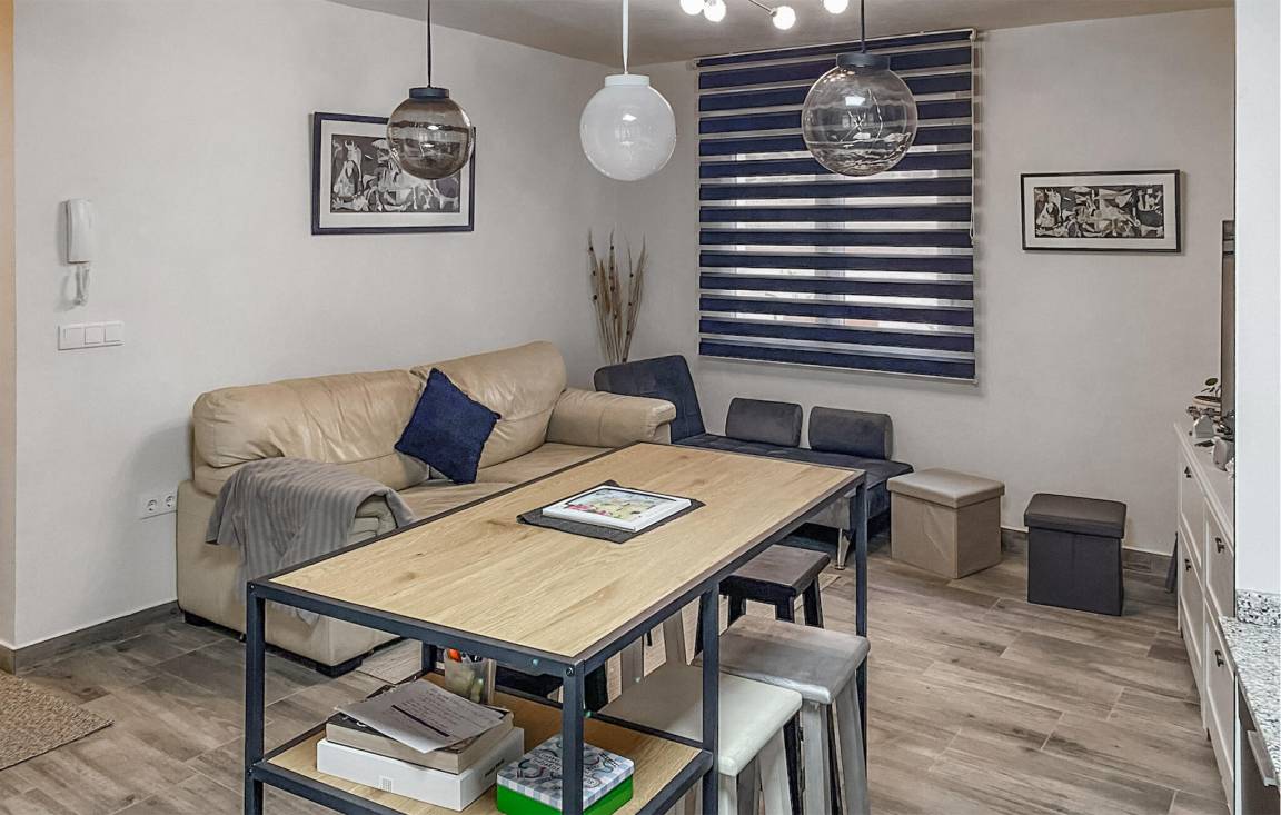 120 M² Apartamento ∙ 3 Habitaciones ∙ 8 Huéspedes - Avilés