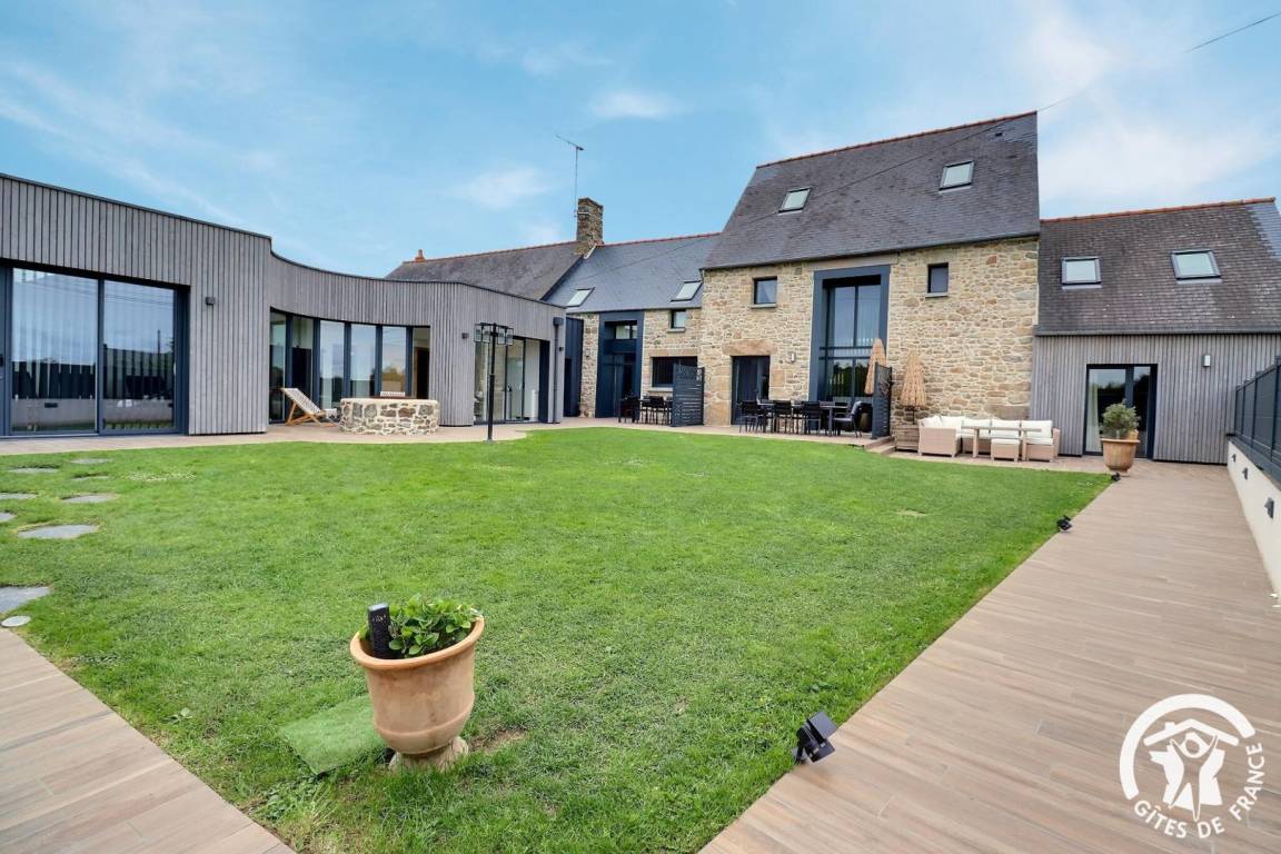 68 M² Gîte ∙ 2 Chambres ∙ 4 Personnes - Dol-de-Bretagne