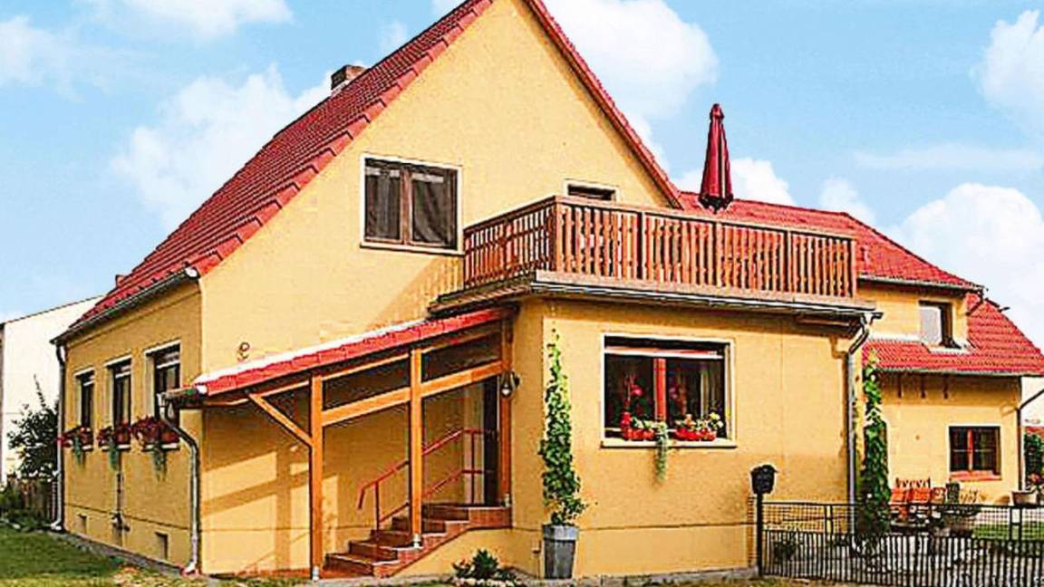 100 M² Ferienwohnung ∙ 3 Schlafzimmer ∙ 5 Gäste - Brandenburg an der Havel