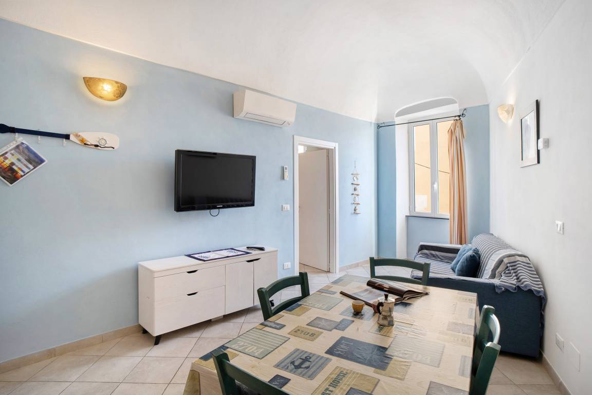 50 M² Apartamento ∙ 1 Habitación ∙ 4 Huéspedes - Santo Stefano al Mare