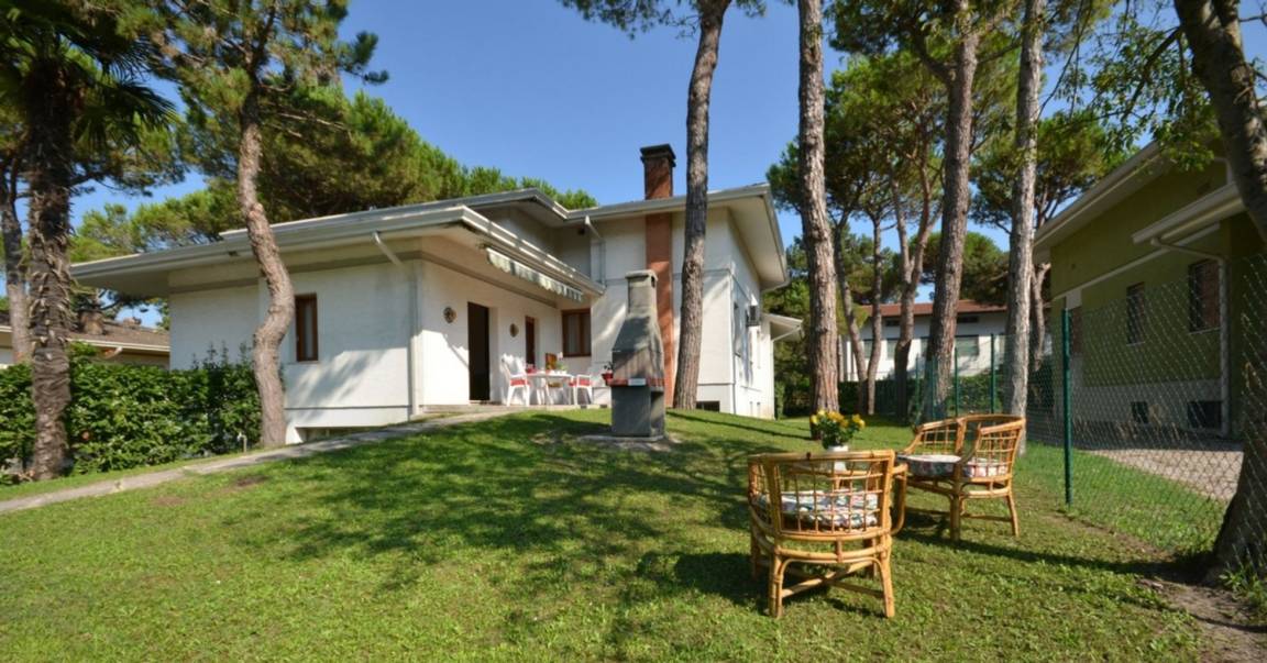 80 M² Villa ∙ 4 Bedrooms ∙ 8 Guests - Lignano Sabbiadoro