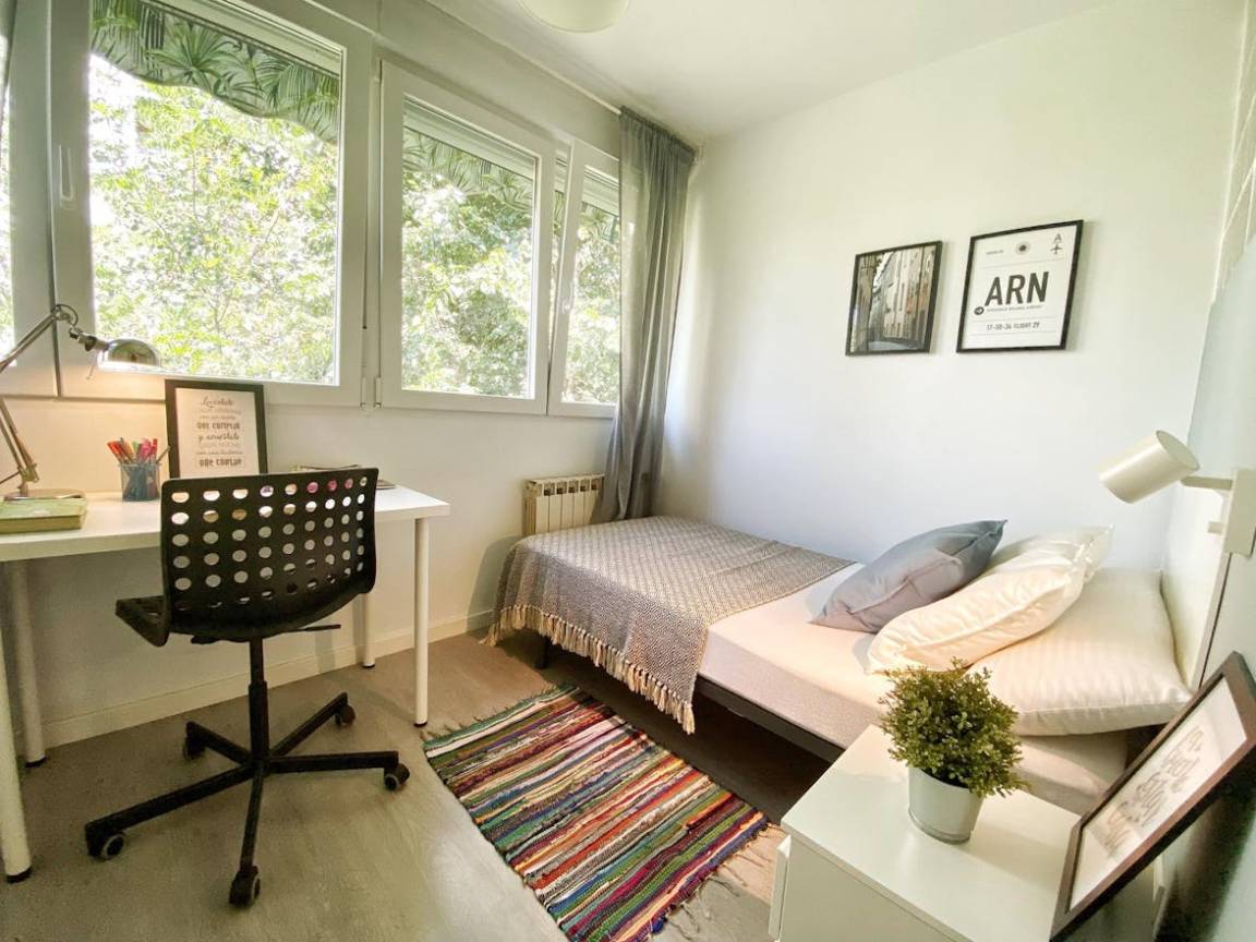 75 M² Apartment ∙ 4 Bedrooms ∙ 5 Guests - Villaviciosa de Odón