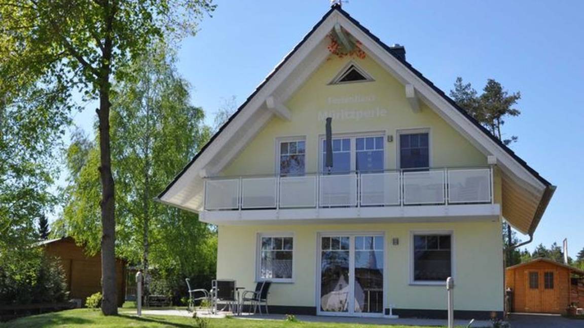 60 M² Ferienwohnung ∙ 2 Schlafzimmer ∙ 4 Gäste - Waren (Müritz)
