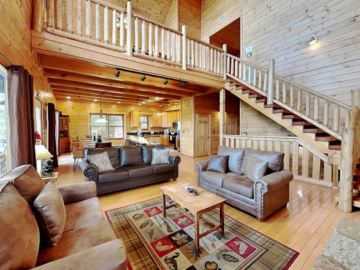442 M² Cabin ∙ 5 Bedrooms ∙ 20 Guests - Pigeon Forge, TN