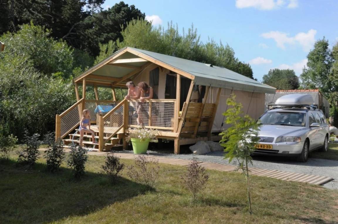 22 M² Camping ∙ 2 Chambres ∙ 4 Personnes - Lesconil