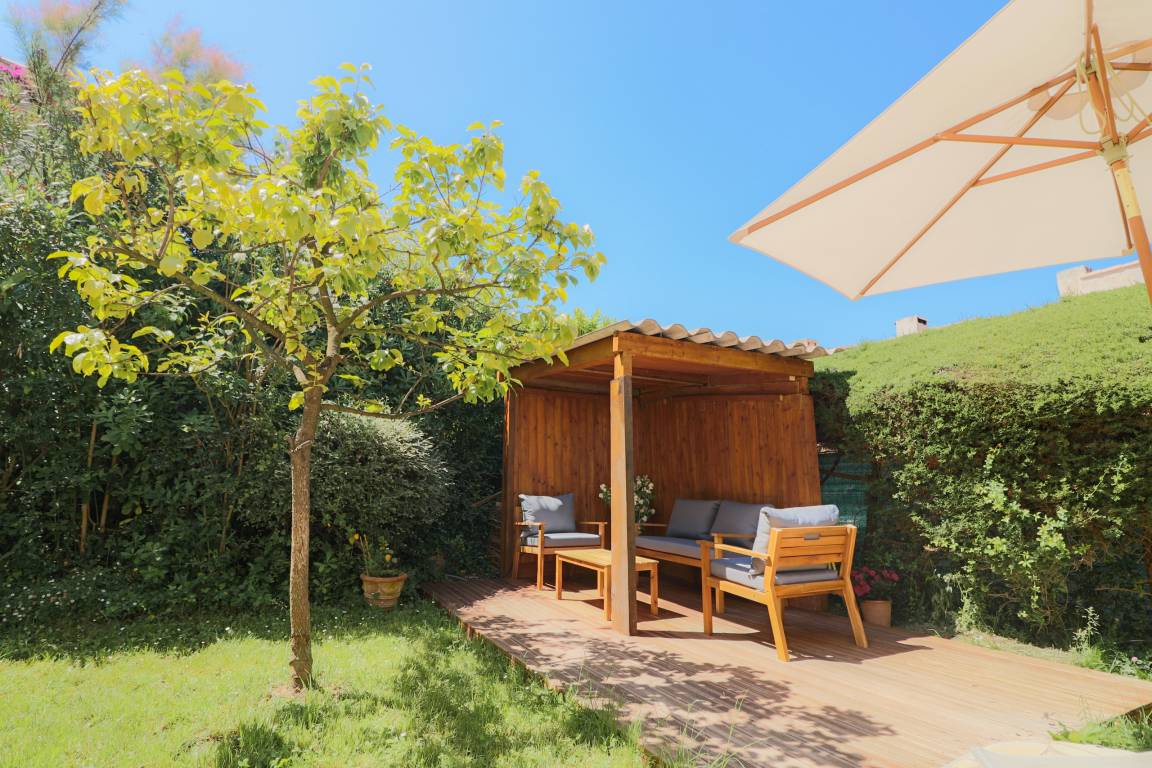 87 M² Maison De Vacances ∙ 3 Chambres ∙ 6 Personnes - Antibes