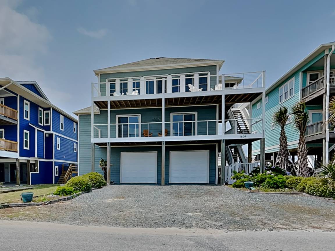 159 M² House ∙ 4 Bedrooms ∙ 8 Guests - Topsail Beach, NC