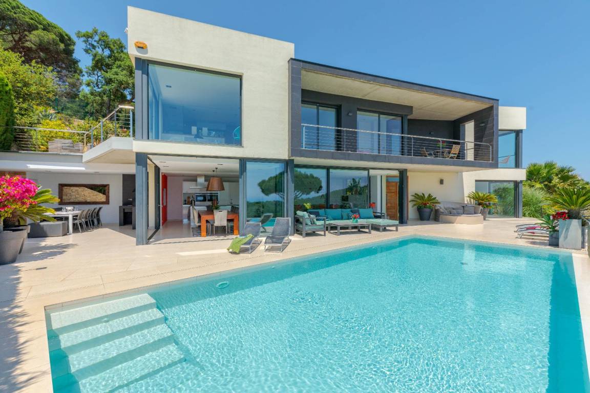 360 M² Casa ∙ 7 Habitaciones ∙ 16 Huéspedes - Tossa de Mar