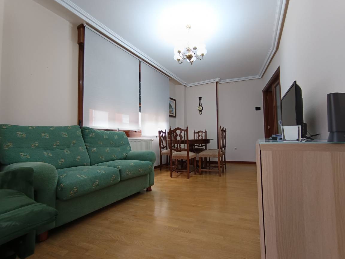 70 M² Apartamento ∙ 2 Habitaciones ∙ 4 Huéspedes - Gijón